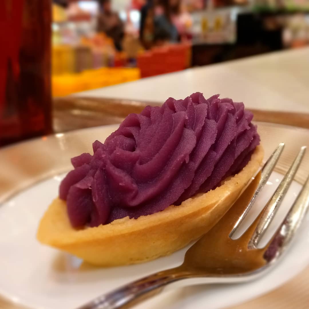23 Delicious Muslim-Friendly Snacks You Can't Miss On Your Next Japan Trip